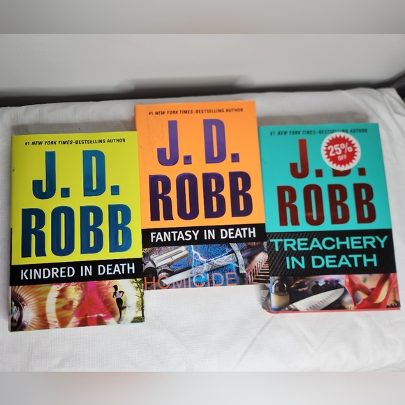 Other | Jd Robb Hardcover Books Treachery In Deathfantasy In ...